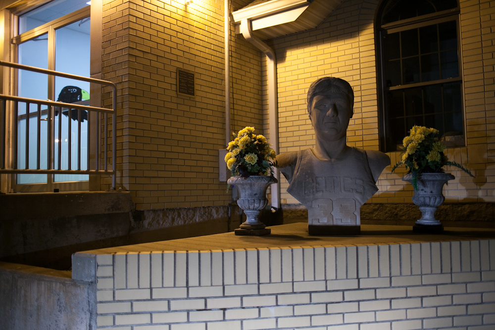 Photos: Hoops Hysteria, Indiana Style – Mother Jones